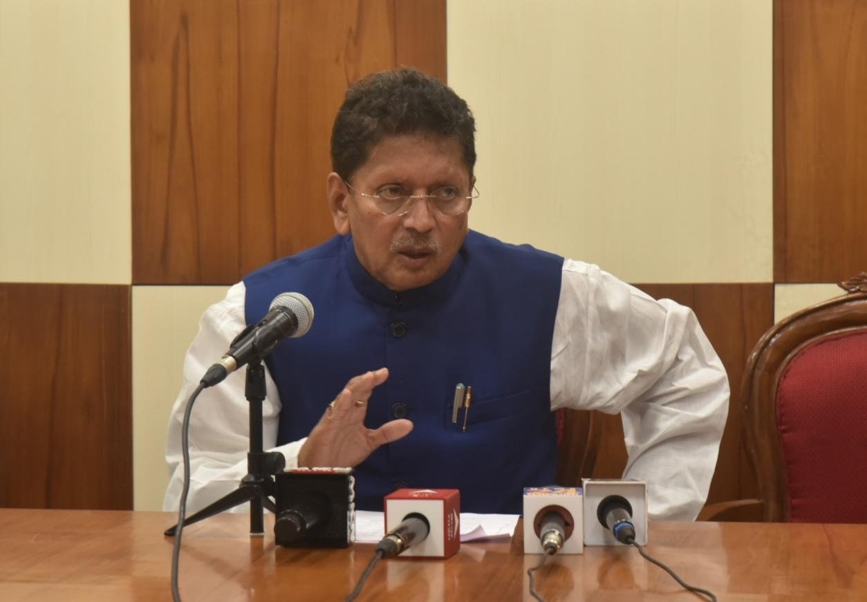 In order to celebrate the long tradition of Marathi language literature ...